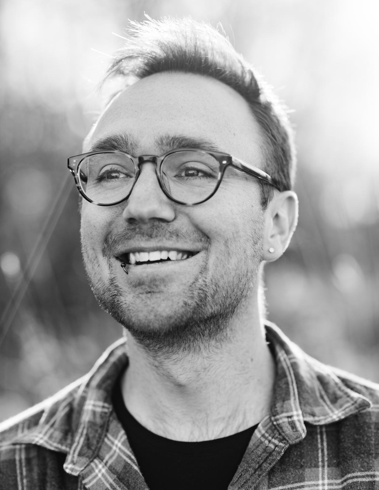 Interview with Joshua Phillip Johnson (THE FOREVER SEA) | Fantasy-Hive