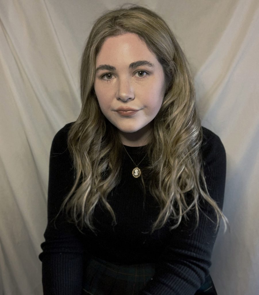 Interview with Ava Reid (THE WOLF AND THE WOODSMAN) | Fantasy-Hive
