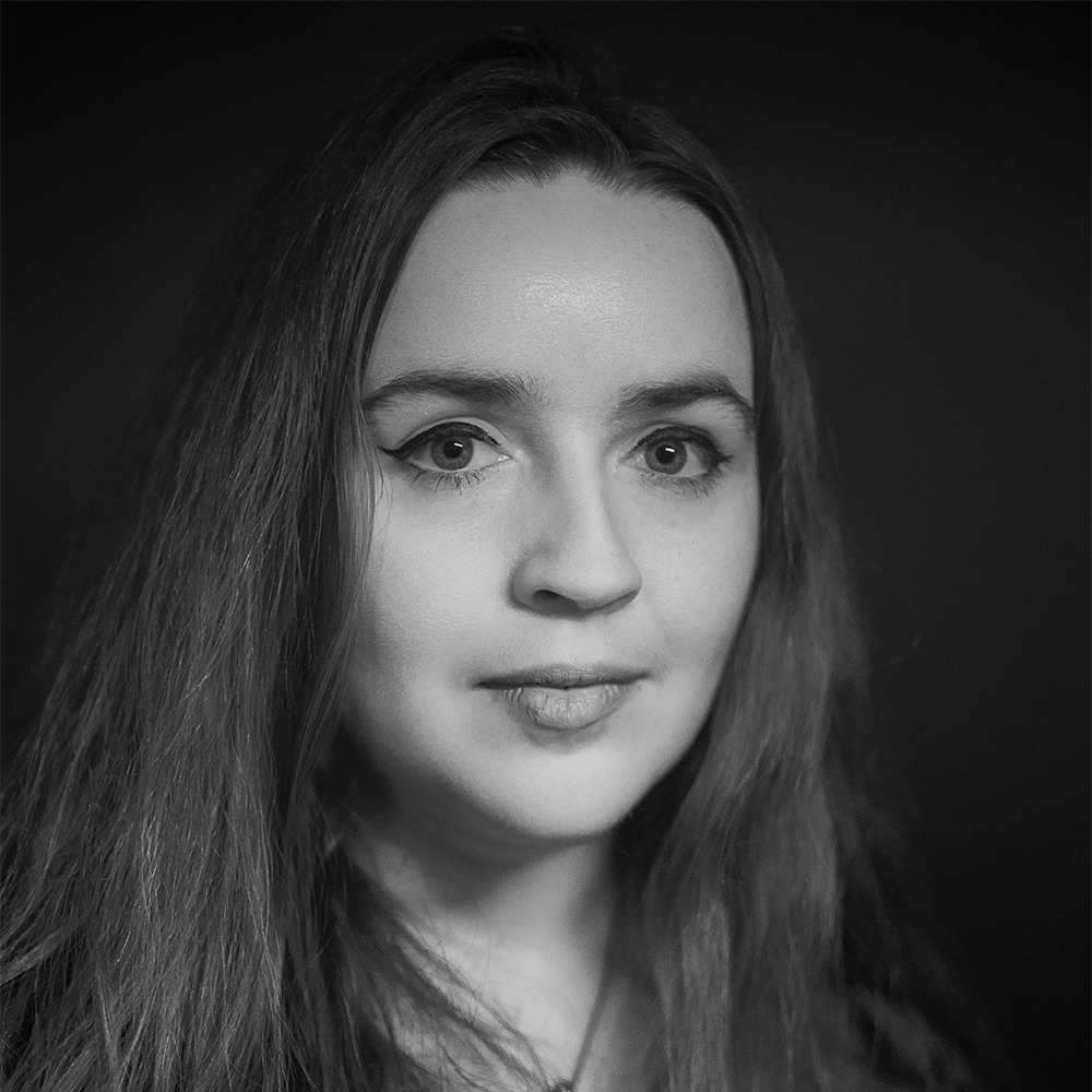 Author Spotlight: Kat Dunn (MONSTROUS DESIGN) | Fantasy-Hive