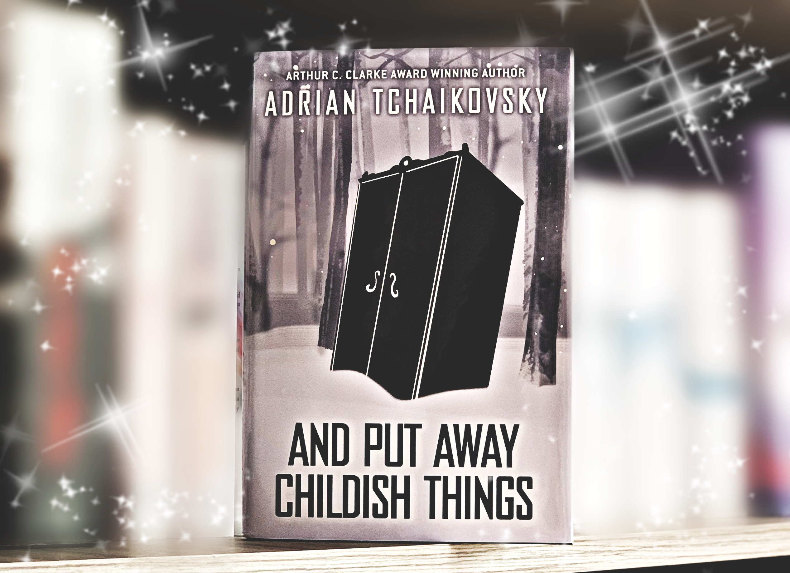 AND PUT AWAY CHILDISH THINGS by Adrian Tchaikovsky (BOOK REVIEW) | Fantasy-Hive