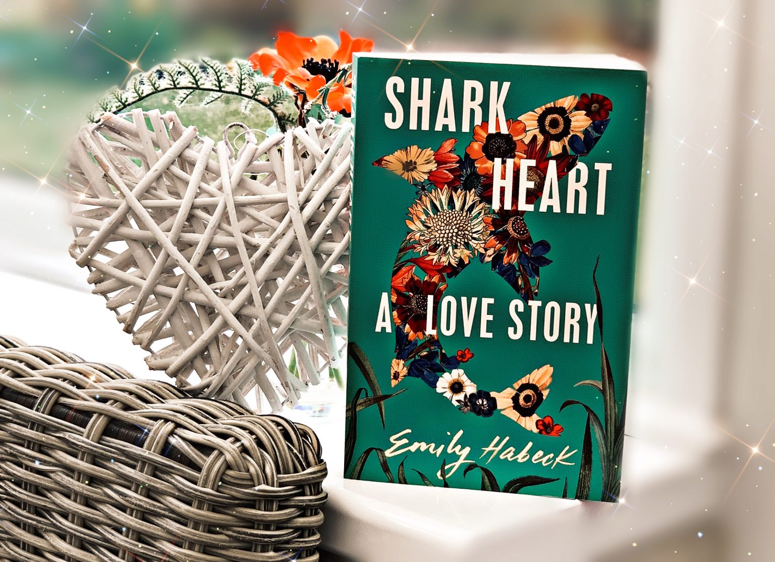 SHARK HEART: A LOVE STORY by Emily Habeck (BOOK REVIEW) | Fantasy-Hive