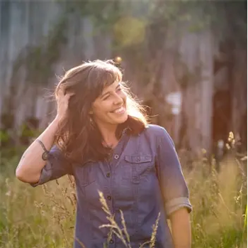 Interview with Alix E Harrow (STARLING HOUSE) | Fantasy-Hive