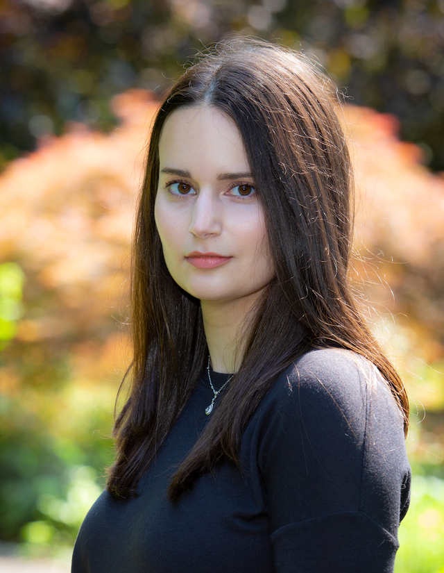 Interview with Laura R. Samotin (THE SINS ON THEIR BONES) | Fantasy-Hive