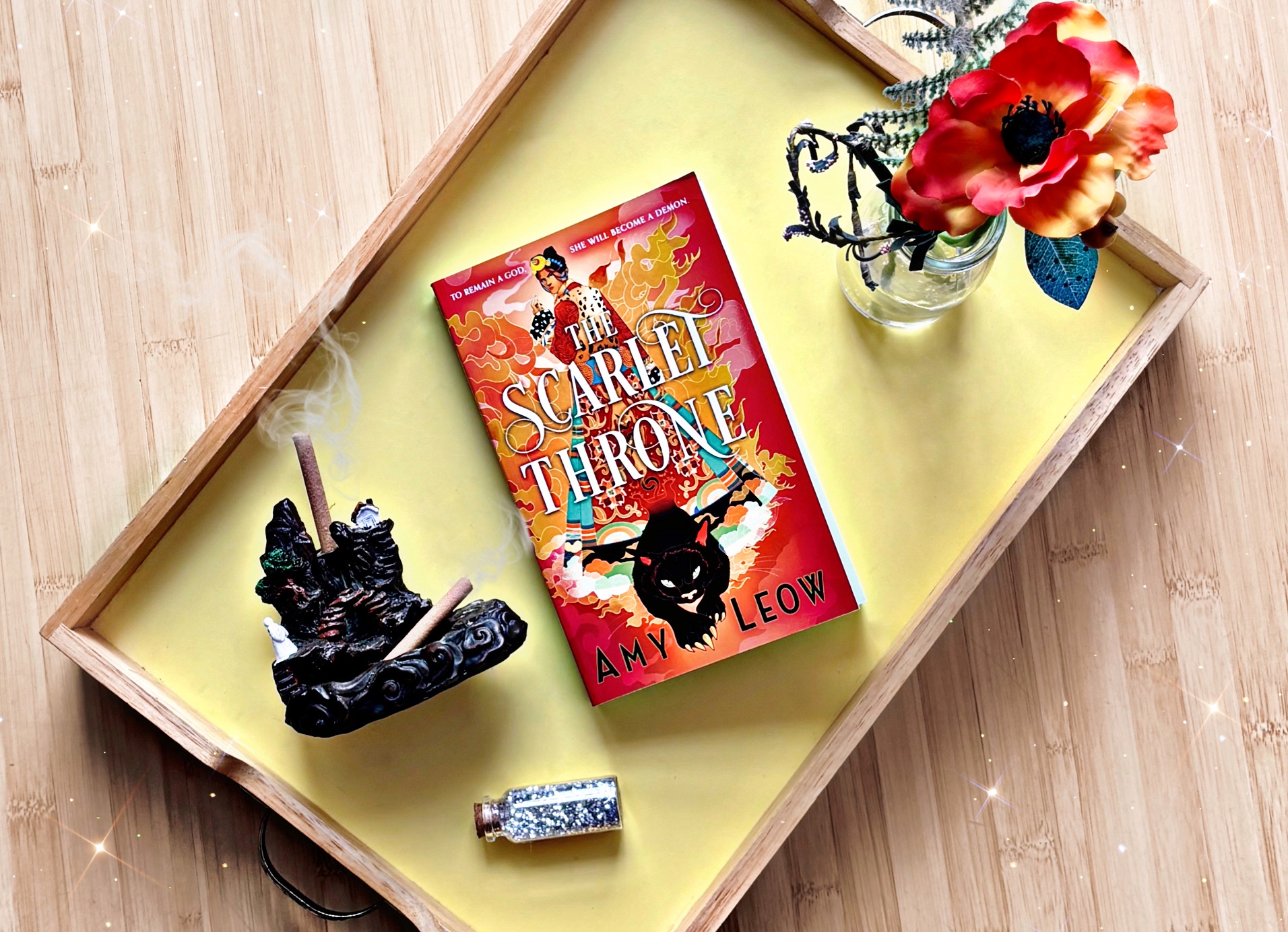 THE SCARLET THRONE by Amy Leow (BOOK REVIEW) | Fantasy-Hive