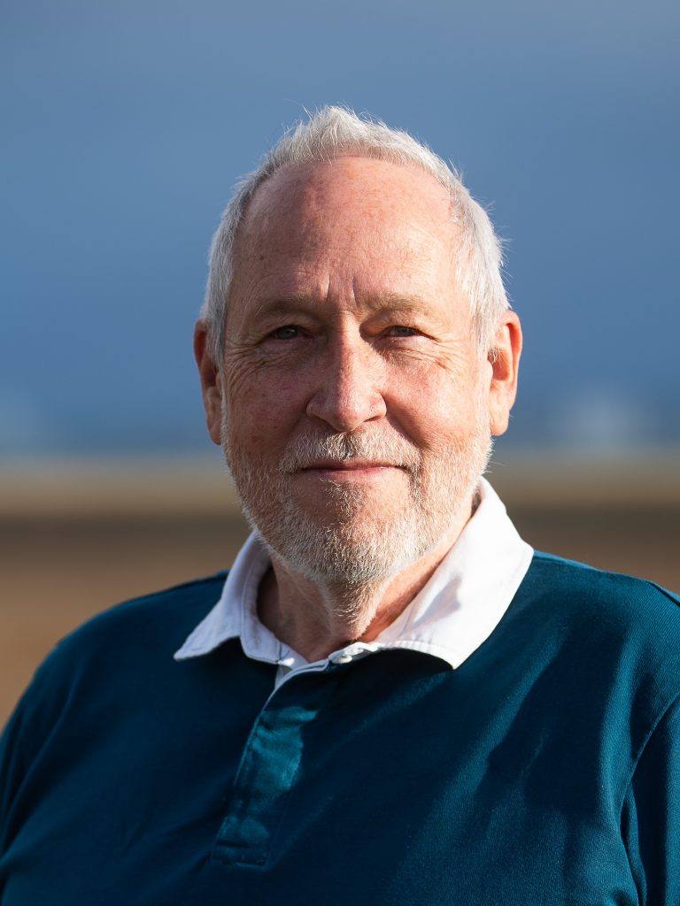 INTERVIEW WITH JOHN IRONMONGER (THE WAGER AND THE BEAR) | Fantasy-Hive